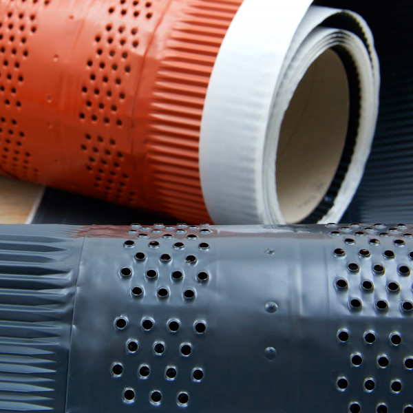 Flexible Firstrolle AluRoll FLEX aus Metall in der Farbe Anthrazit ...